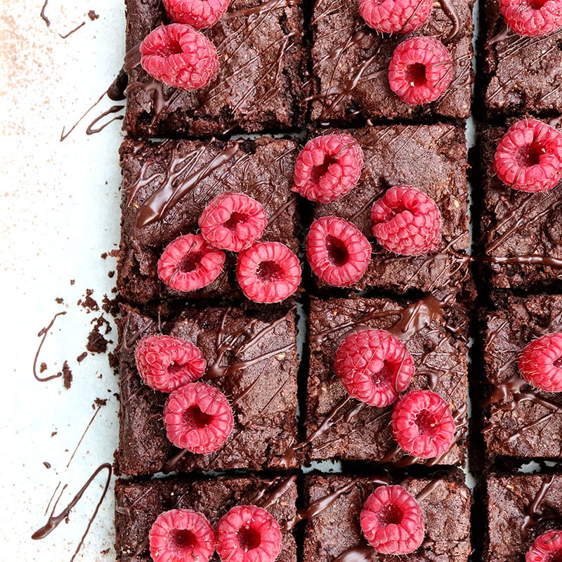 Raspberry and Chocolate Tray Bake Recipe from the Mornflake Mighty Oats