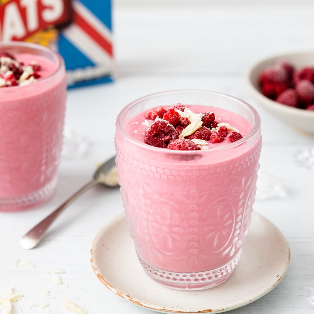 White Chocolate and Raspberry Smoothie Recipe from the Mornflake Mighty ...