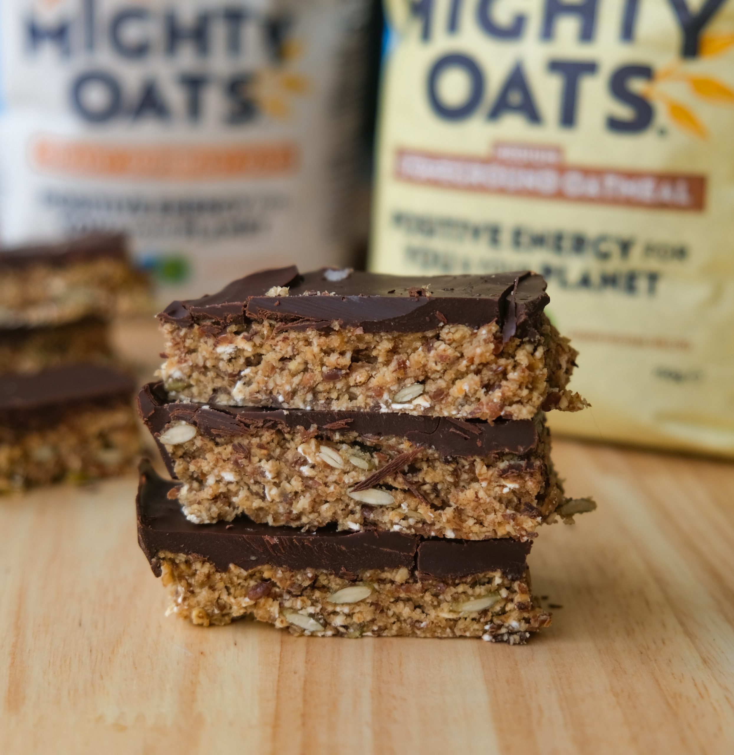 Chocolate Topped Granola & Nut Bars – Mornflake